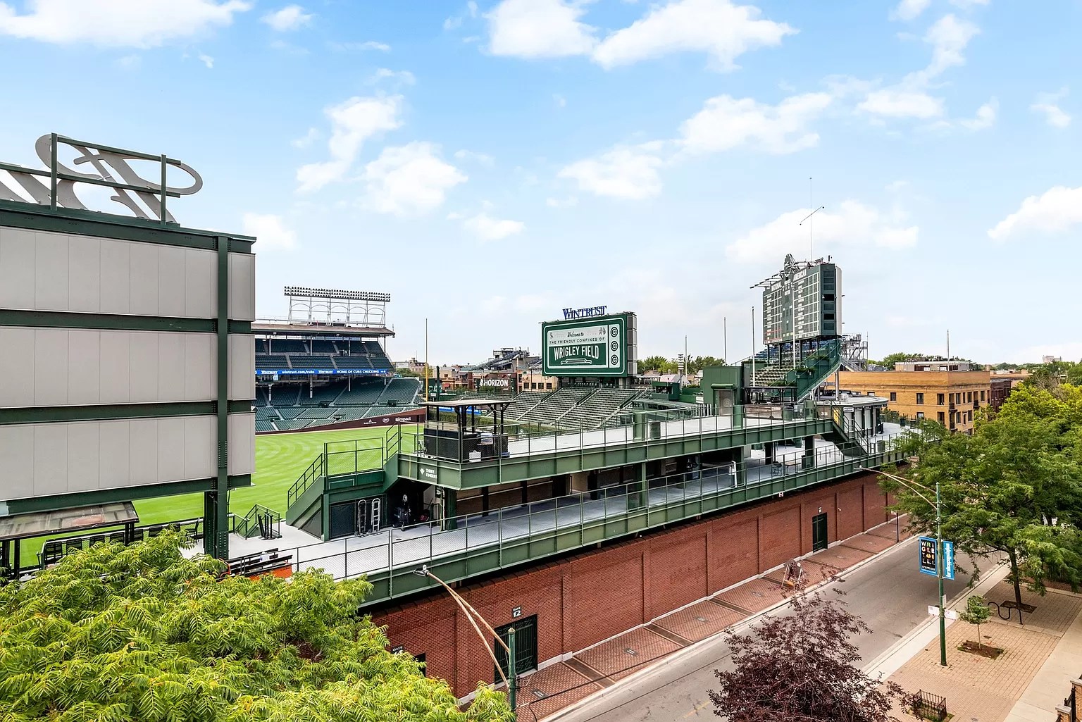 Live across the street from Wrigley Field – Southport Corridor News and ...
